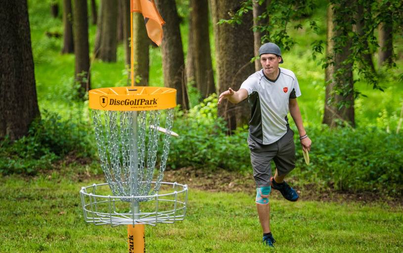 Hvordan spiller man frisbeegolf? | Les vår guide | tress.no